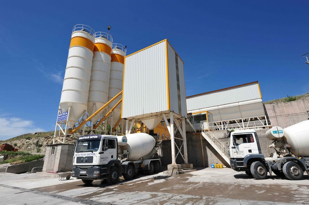 Beton ve beton ürünleri üreticileri Kristall, Saint‑Petersburg ve Leningradskaya oblastı, foto