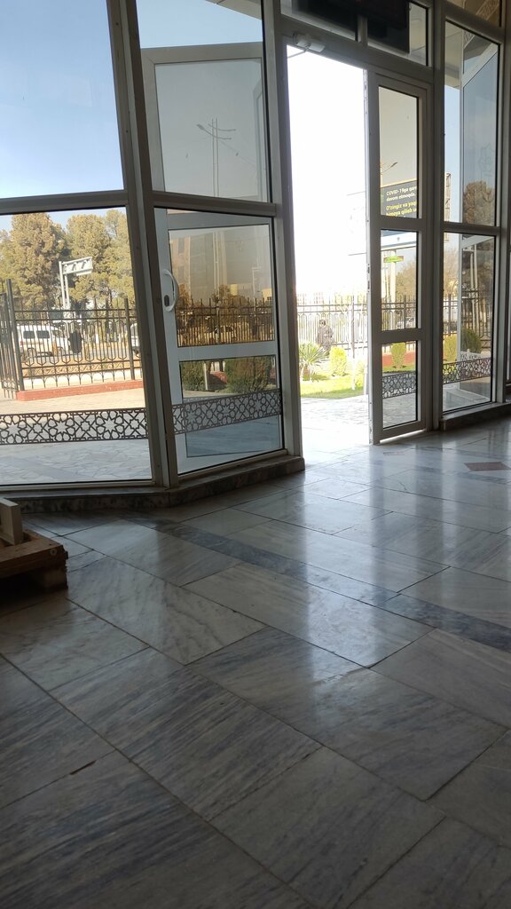 Demiryolu kargo Termez Railway Junction, Termez, foto