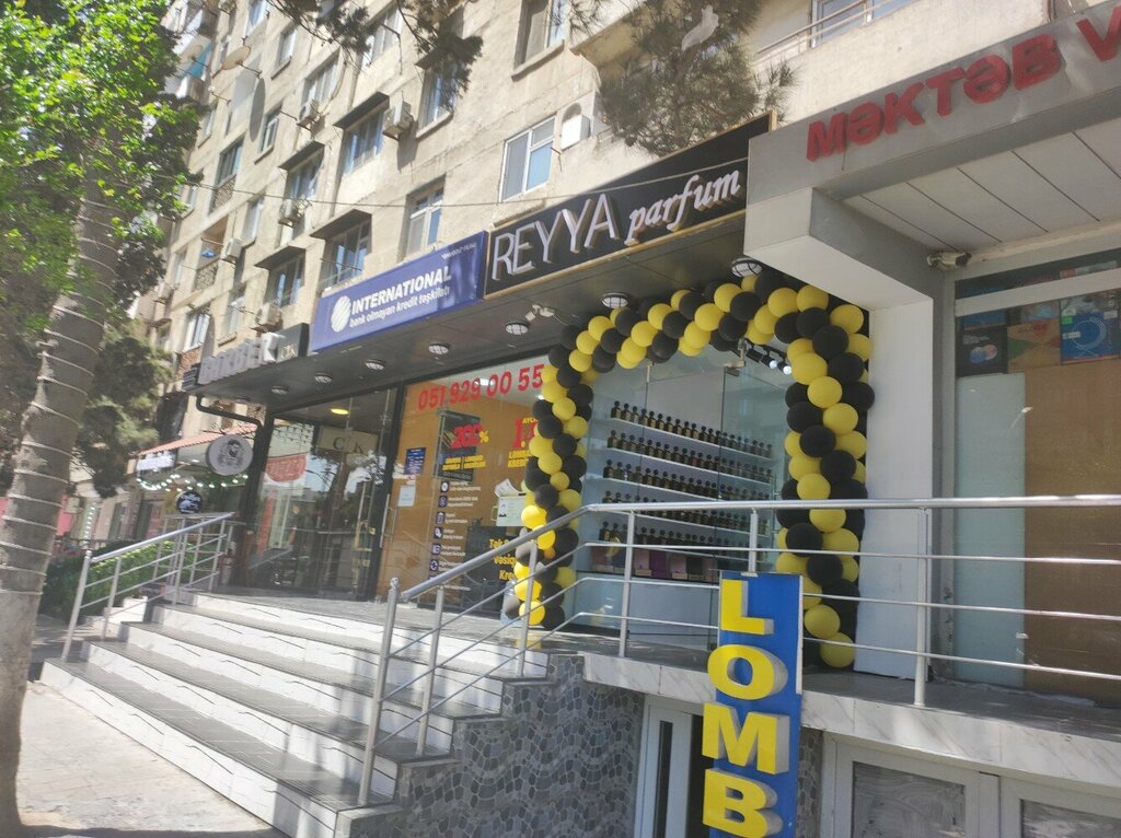 Kozmetik ve parfümeri mağazaları Reyya parfum, Bakü, foto