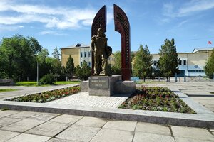 Жайыл Баатыр (Chuy Region, Kara-Balta), anıt, heykel  Karabalta'dan