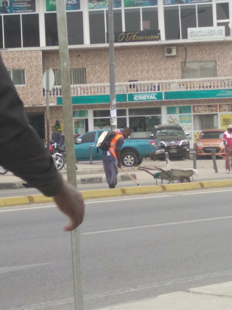 Çamaşırhaneler Lavandaria a seco, Loanda, foto