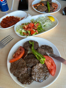 Köftecim Sebahattin Usta (Sivas, Sivas Merkez , Kazım Karabekir Cad., 13), kafe  Sivas'tan