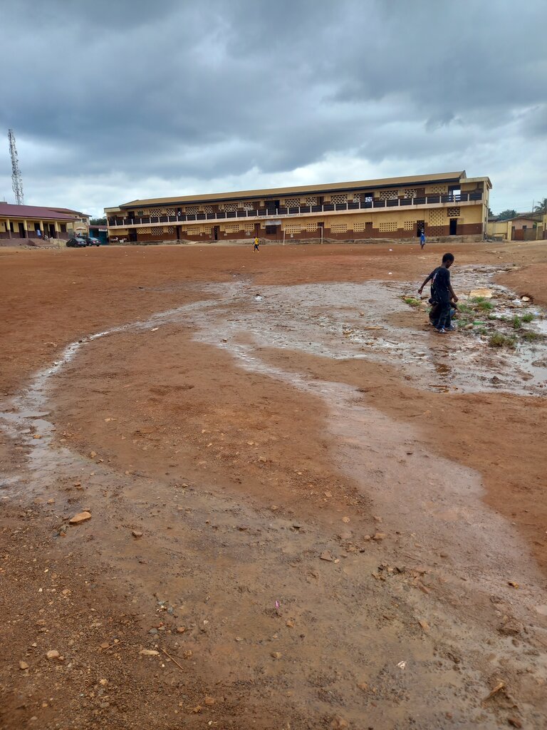 Ortaokul Accra New Town 9 Primary School, Akra, foto