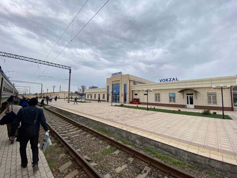 Tren istasyonu Çırçık İstasyonu, Çırçık, foto