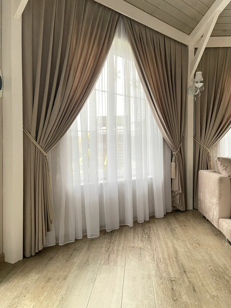 Perde ve korniş üreticileri Stilnie Shtori, Liubertsy, foto