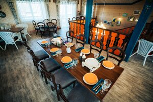 Gusi-Lebedi (ulitsa Park Skazov No:1, posyolok Aramil), restoran  Sverdlovskaya oblastından