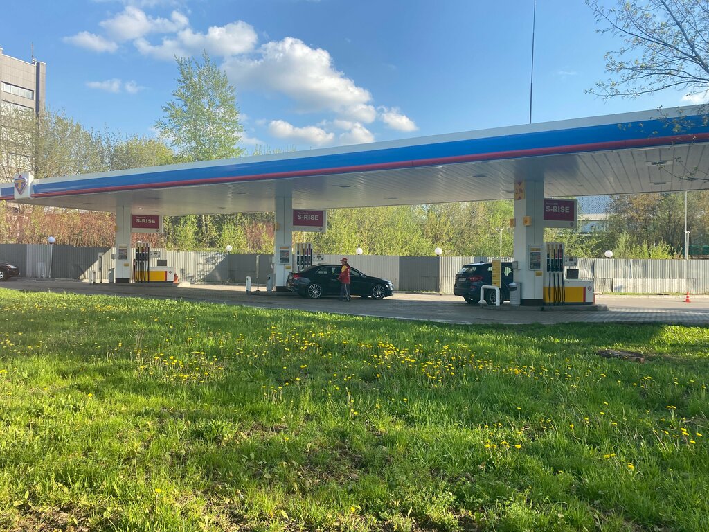 Benzin istasyonu Shell, Moskova, foto