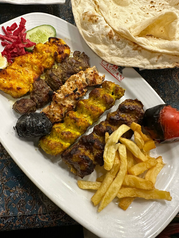 Restoran Caspian Special Kabab, Dubai, foto