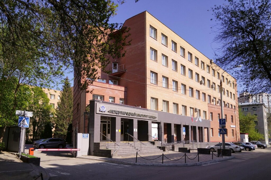 Eğitim altyapısı СамГУ, международный институт рынка, Samara, foto