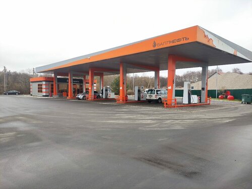 Benzin istasyonu Baltneft, Kaliningrad, foto
