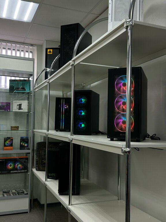 Bilgisayar mağazaları GigaPC, Nijni Novgorod, foto