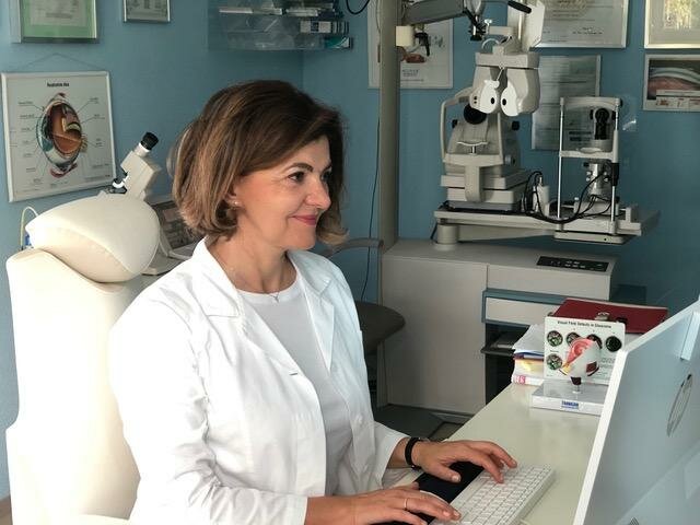 Optik cihazlar ve ekipmanlar Oční Ambulance MUDr. Tomanová, S. R. O., Prag, foto