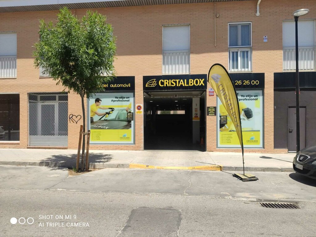 Araç camlarının renklendirilmesi Cristalbox, Madrid, foto