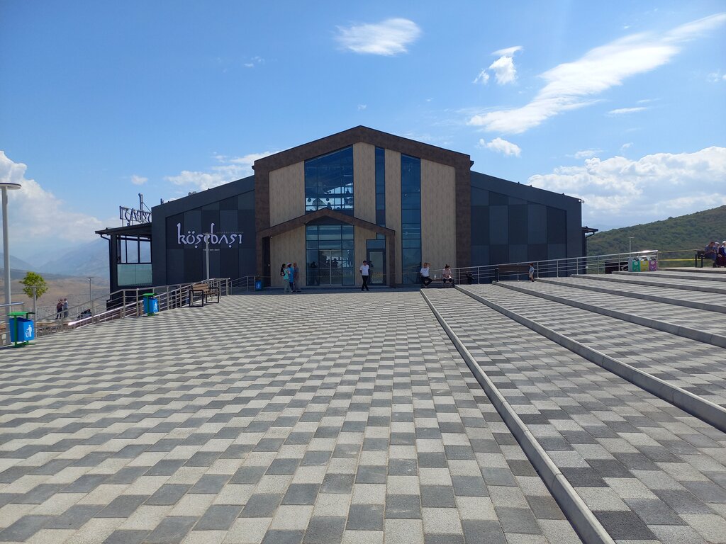 Hızlı ulaşım istasyonu Yukarı İstasyon, Taşkent eyaleti, foto