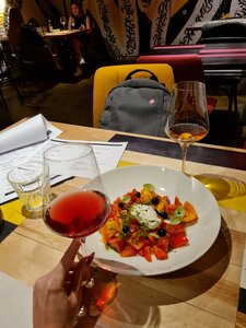 Bio Shmio (Malysheva Street No:61), kafe  Yekaterinburg'dan