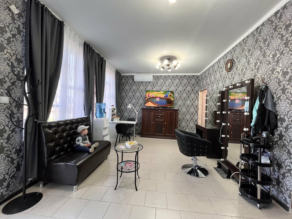 Güzellik salonu Кира, Beloreçensk, foto