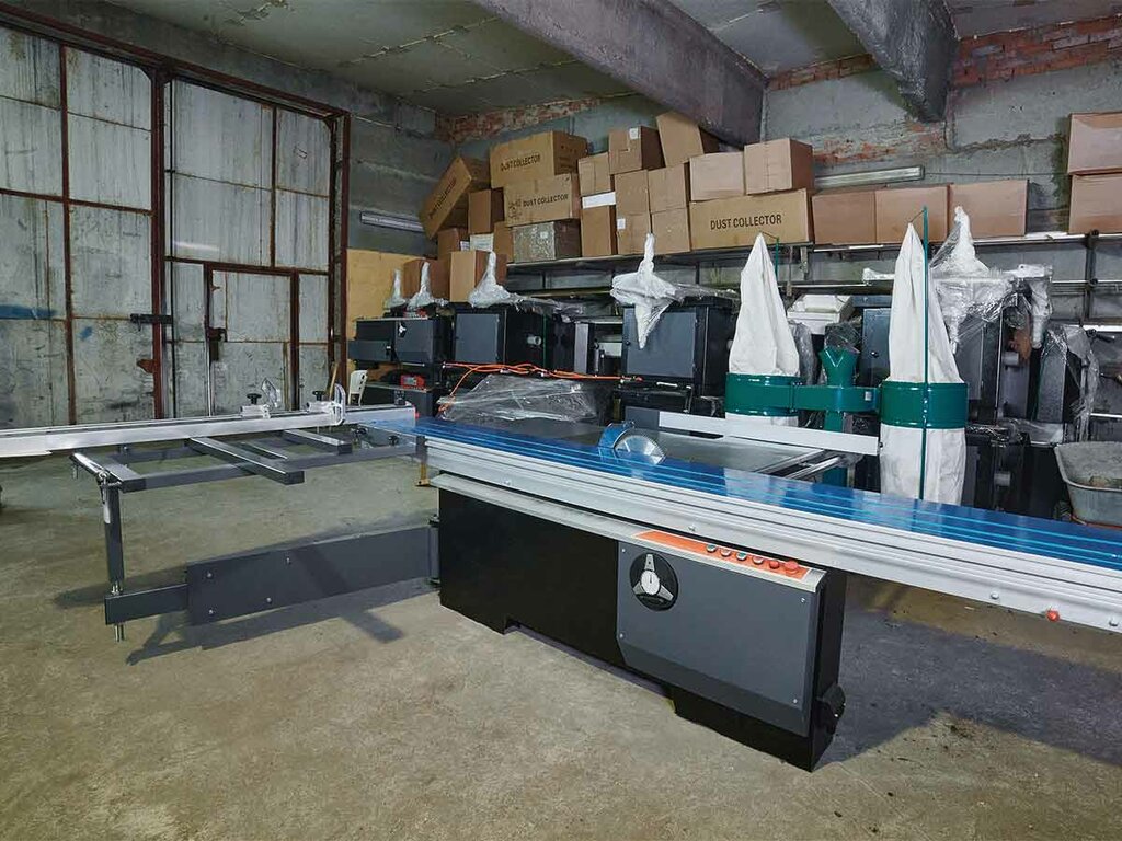 Kereste işleme makinaları Mt Ural, Çeliabinsk, foto