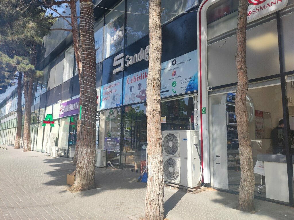Züccaciye mağazaları Sandığım, Bakü, foto