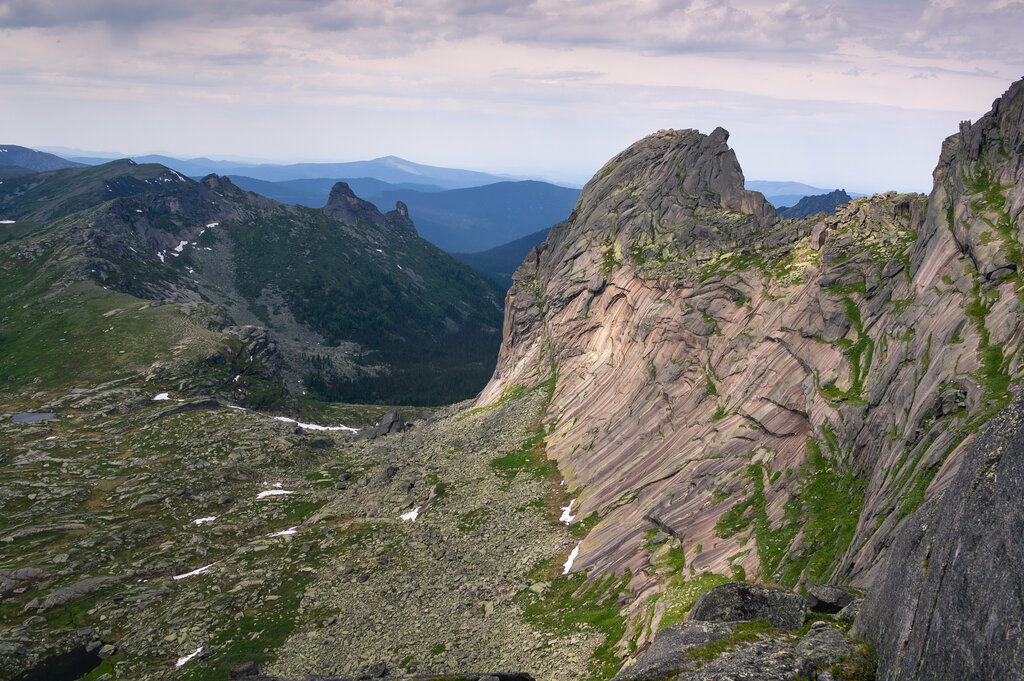 Dağ zirvesi Пик Голова, Krasnoyarski krayı, foto