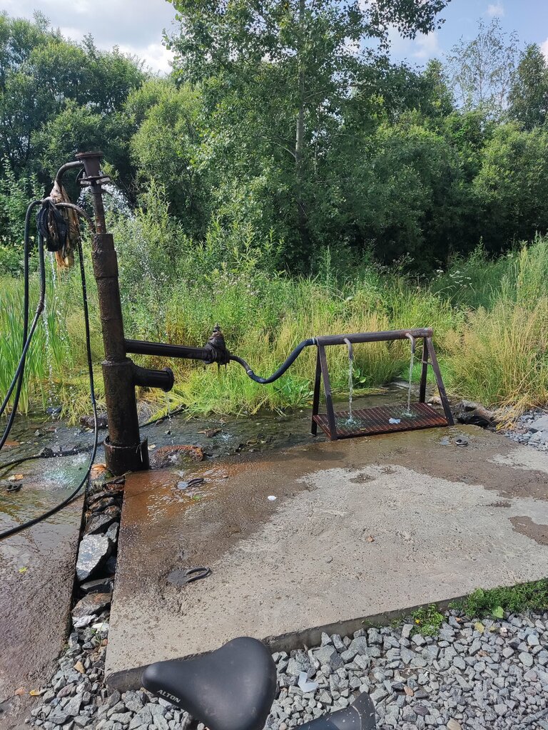 Pınar, çay Spring, stream, Krasnoyarski krayı, foto