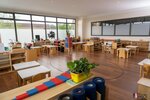 Ivory Montessori School (Abidjan, Rue B35), ortaokul  Abican'dan