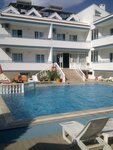 Hüner Apart (Muğla, Marmaris, Armutalan Mah., Yıldırım Beyazıt Cad., 10), otel  Marmaris'ten