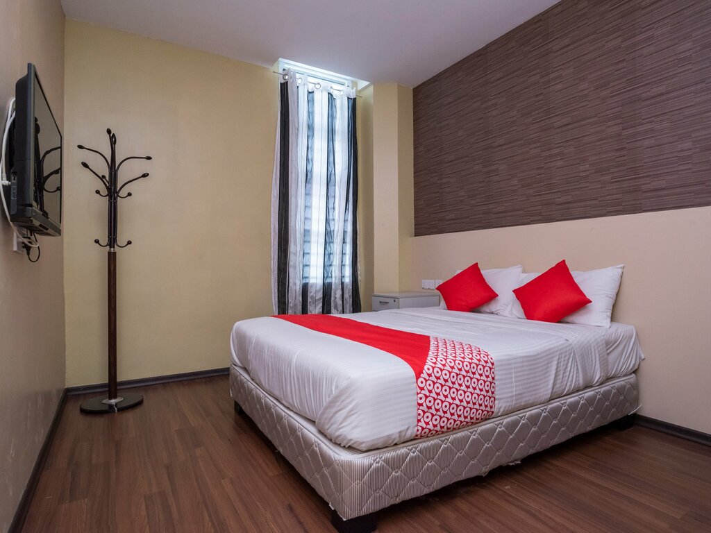 Otel Oyo 614 D'pinetrees Hotel, , foto