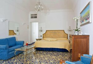 Hotel Casa Morgano (Campania, Province of Naples, Capri, Via Tragara, 6), otel  Capri'den