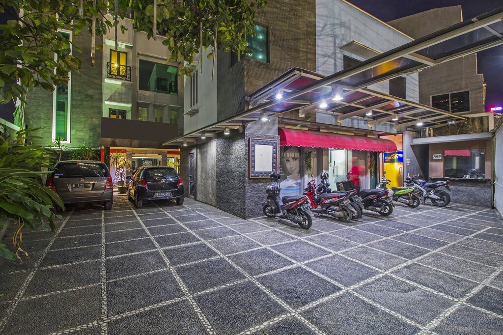 Otel RedDoorz Plus @ Karet Setiabudi, Cakarta, foto
