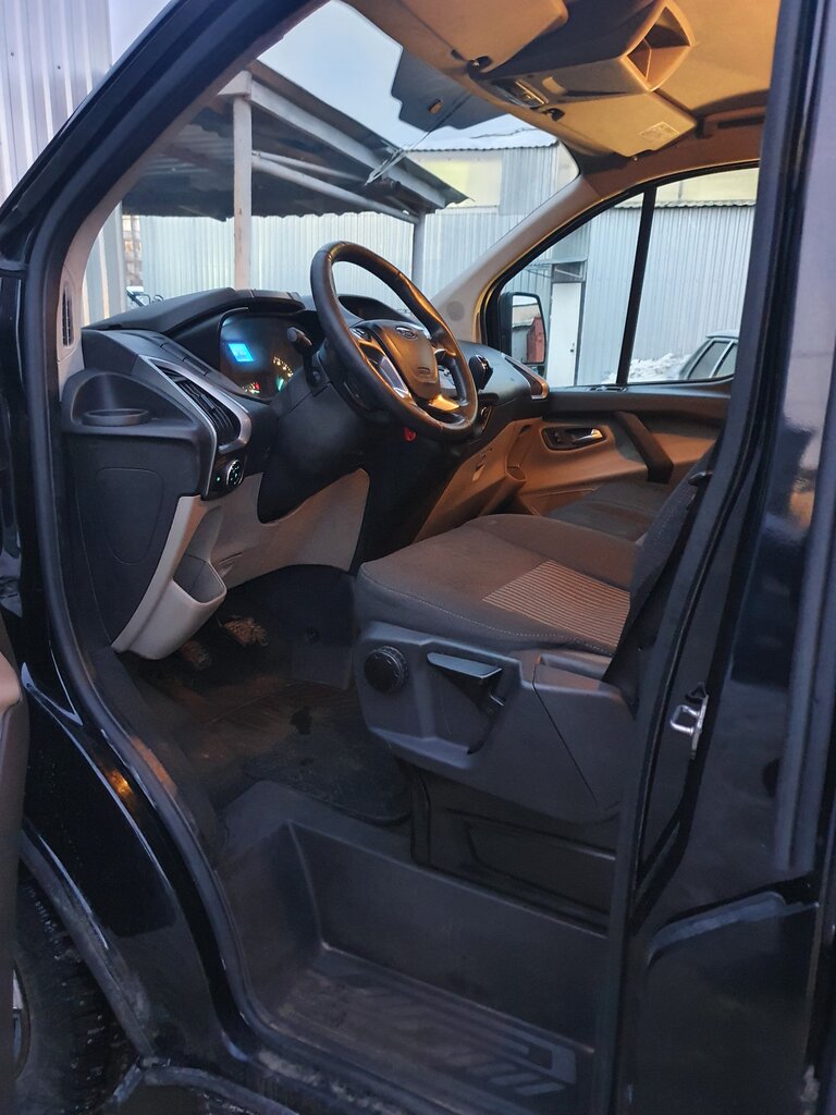 Oto kiralama Borey, Saint‑Petersburg, foto