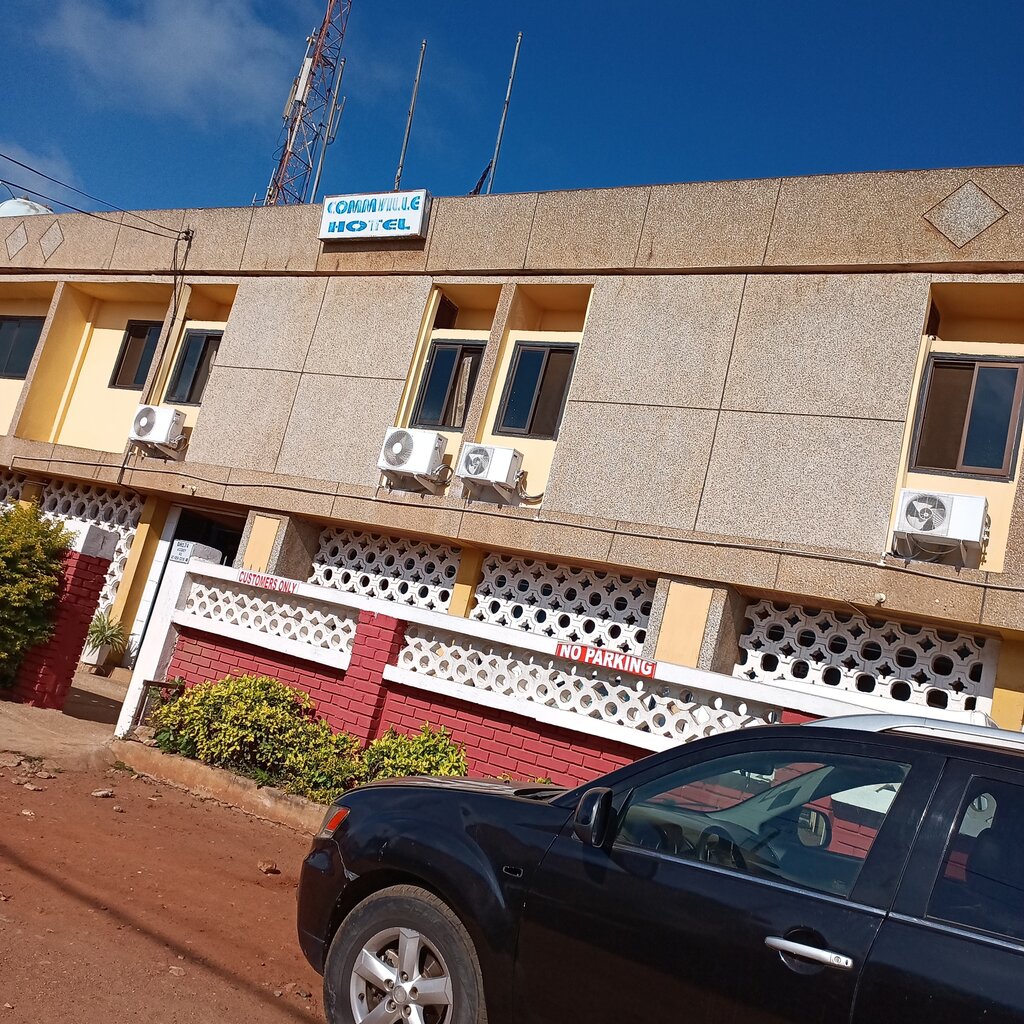 Otel Commville Hotel, Dünya, foto