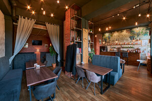 V gostyah y Gruzina (Prazhskaya Street No:15), kafe