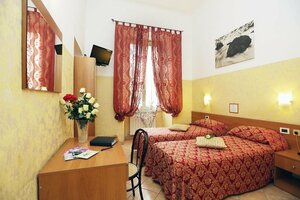 Hotel Bergamo (Via Gioberti No:30), otel  Roma'dan