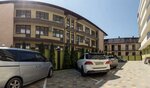 M&l (Yuzhny prospekt No:5Д, selo Vityazevo), otel  Krasnodarski krayından