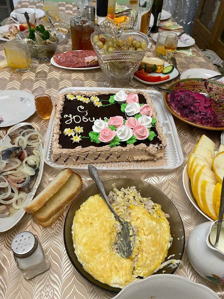 Pasta, şekerleme ve tatlı Ишеевские торты, Ulyanovsk, foto