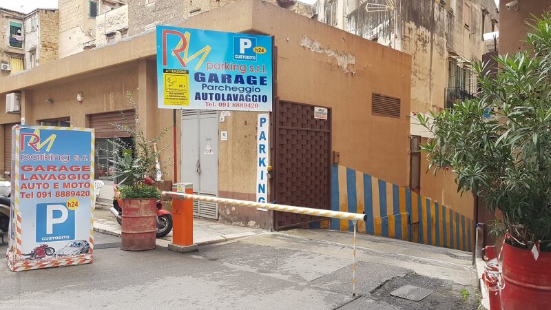 Otoparklar Rm Parking, Palermo, foto