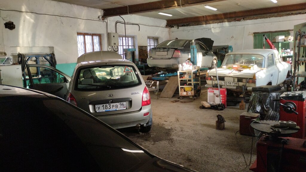 Otomobil servisi Avtoremontny zavod Sintur, Sverdlovskaya oblastı, foto