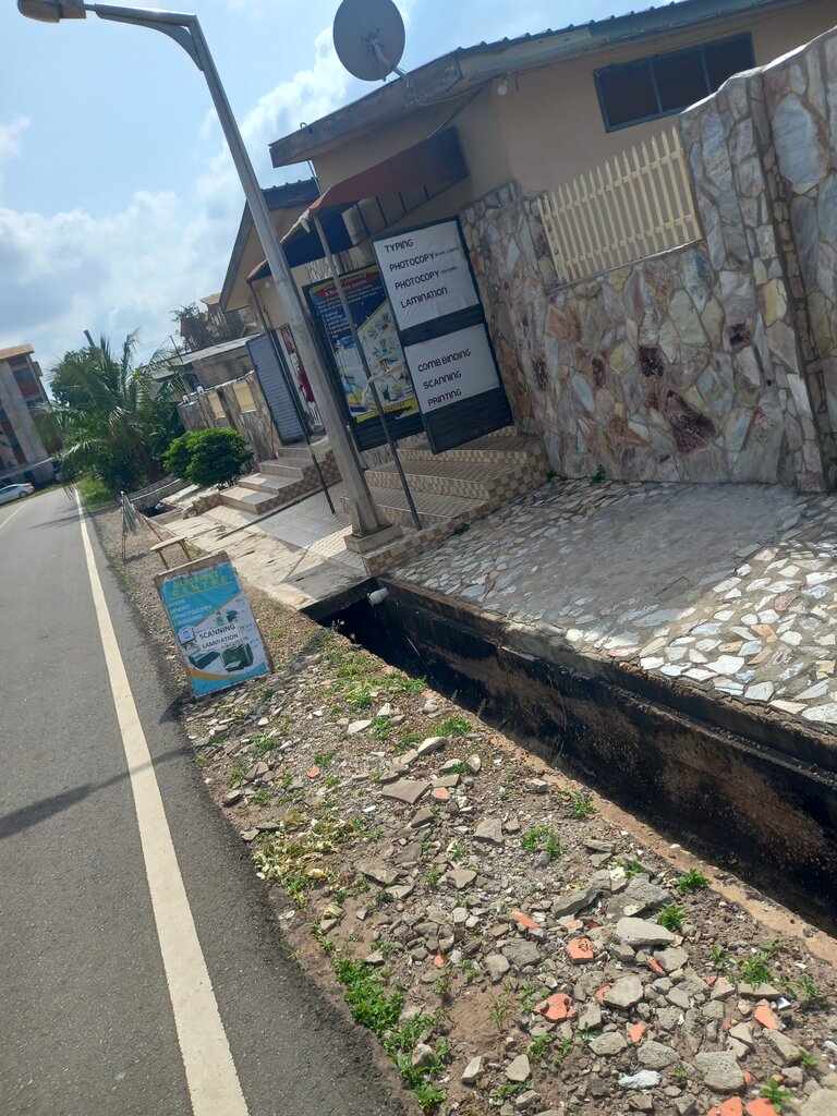 Dini dernekler God first Stationery & Business Centre, Dünya, foto