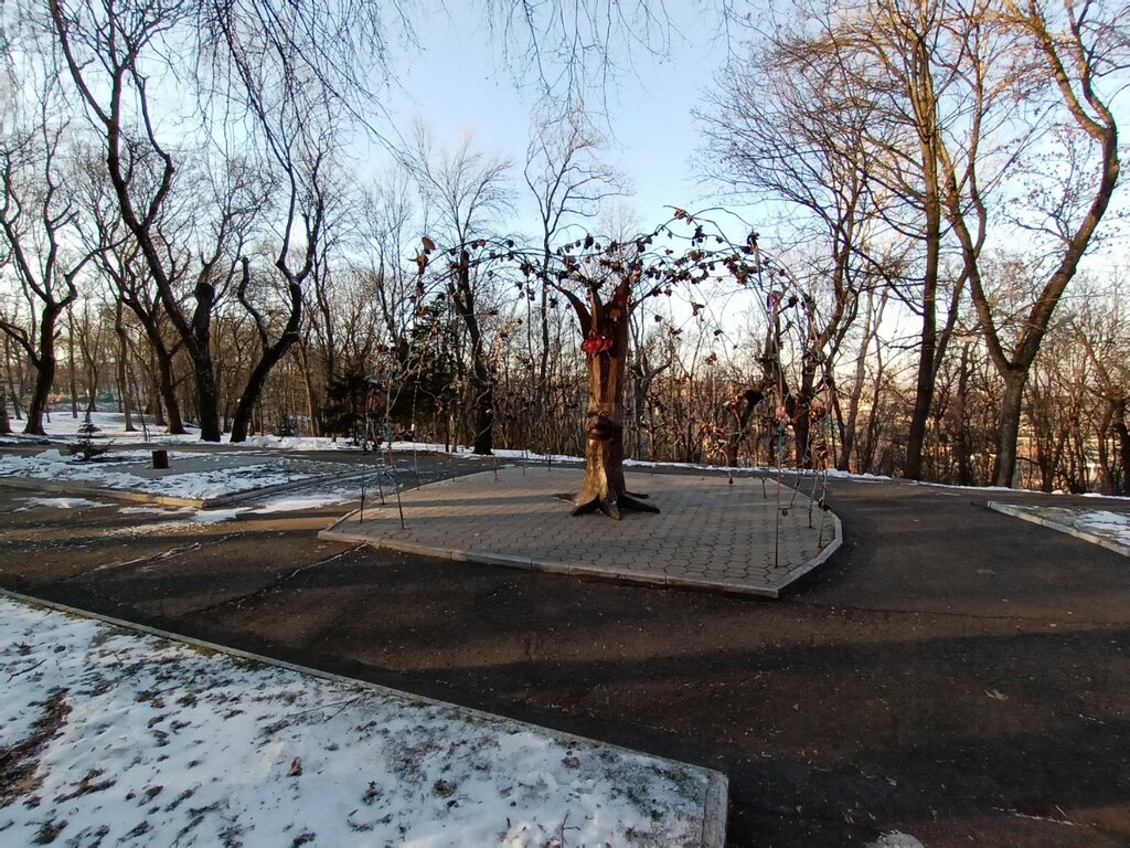 Dekorasyon ve süsleme, onur panosu Derevo Zhelaniy, Penza, foto