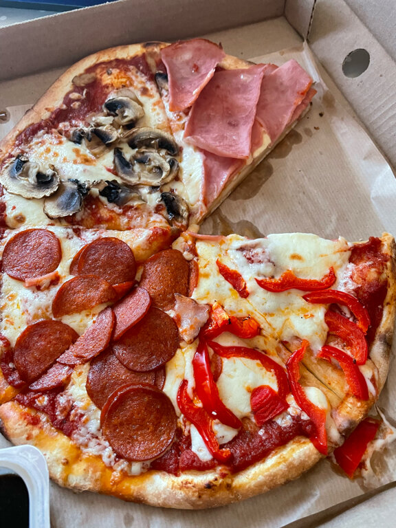 Pizzacılar Pomodoro Royal, Moskova, foto