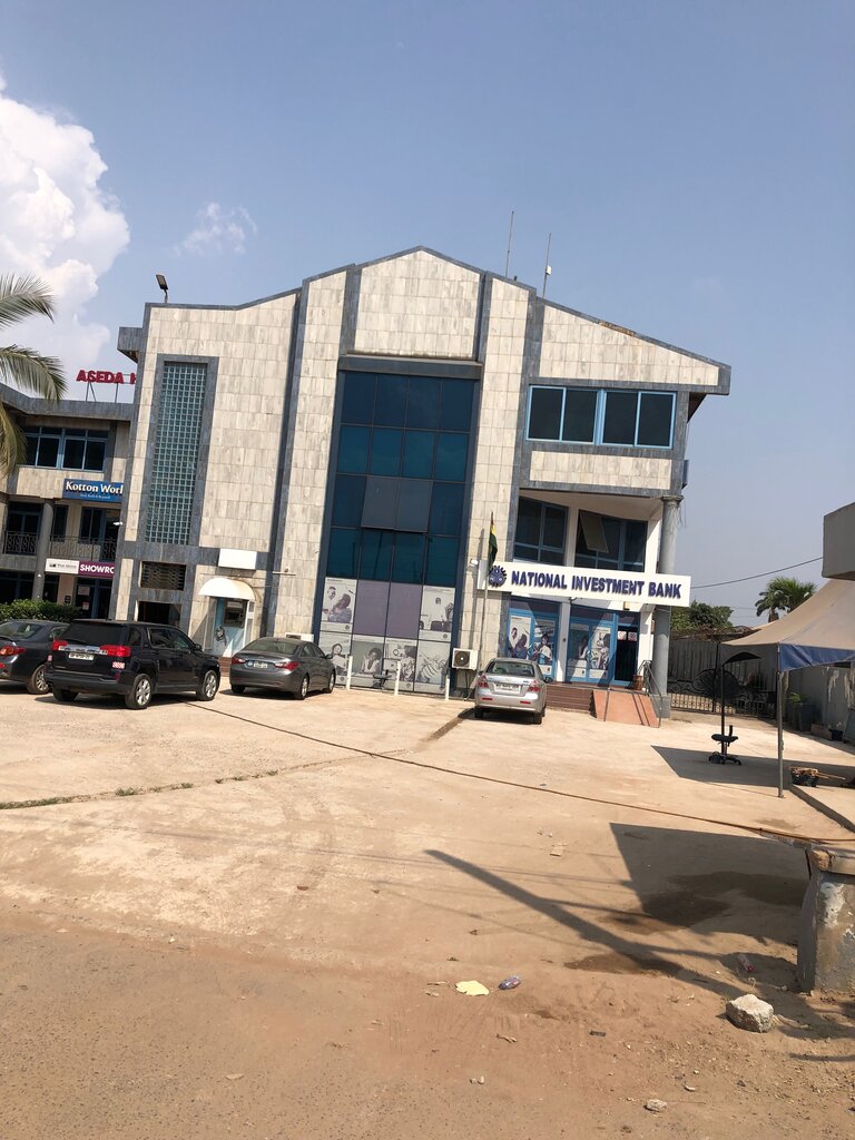 Banka National Investment Bank, Dünya, foto