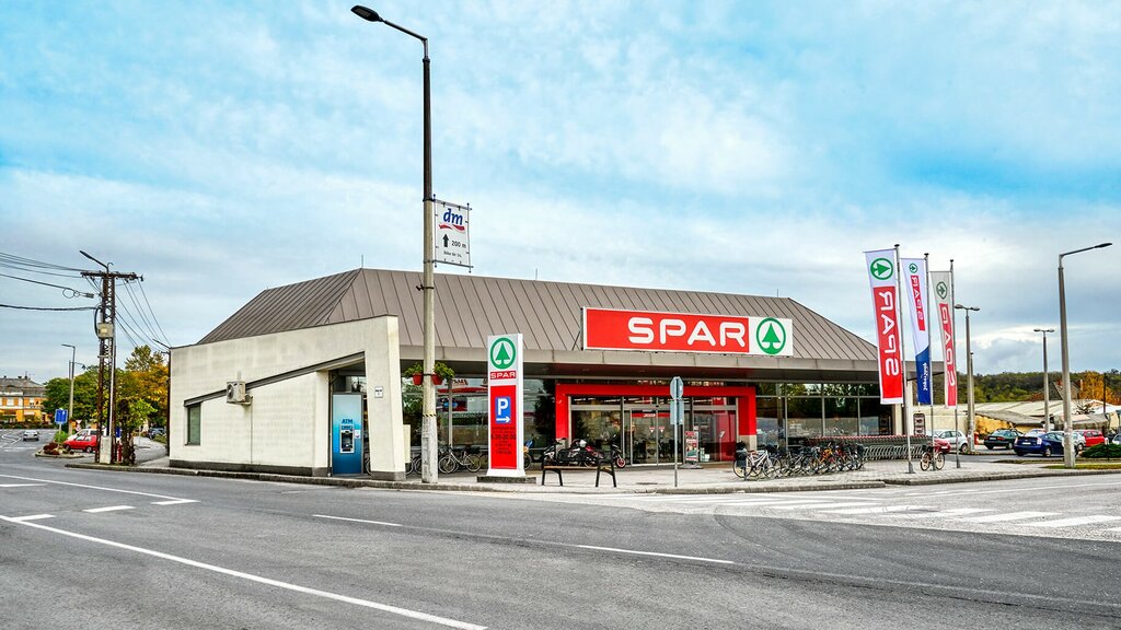 Süpermarket Spar szupermarket, Dünya, foto