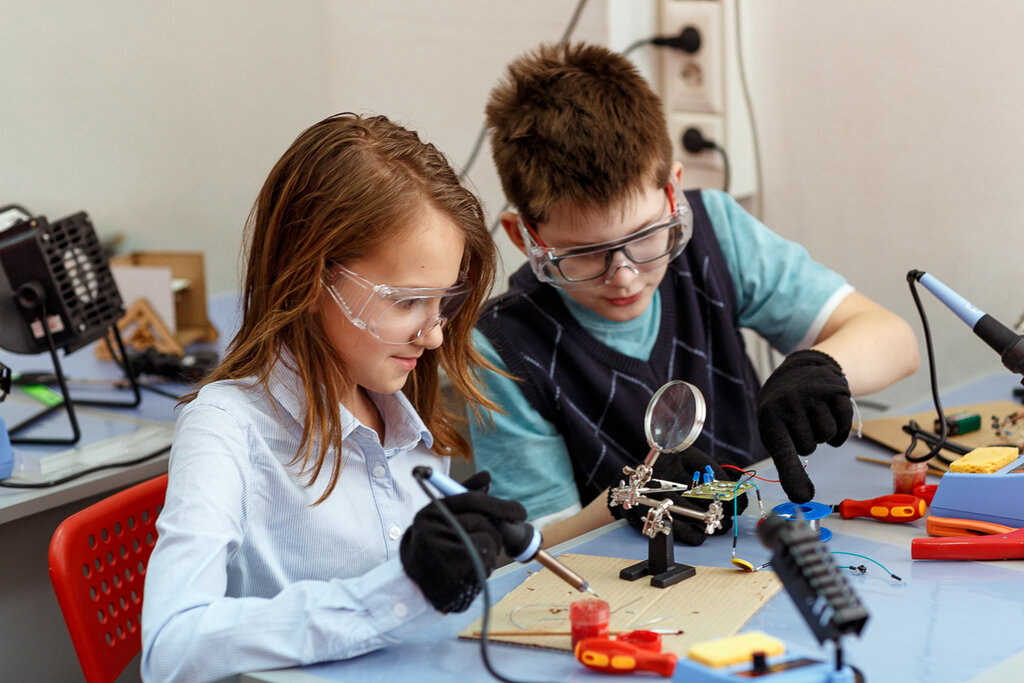 Kurs Era of Engineers, Moskova, foto