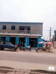 D. M quincaillerie (Brazzaville, Commune de Djiri), yapı malzemeleri pazarı  Brazzaville'den