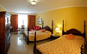 Iberostar Heritage Grand Trinidad (Provincia de Sancti Spíritus, municipio de Trinidad, ciudad de Trinidad, Calle Jesús María), otel  Trinidad'dan