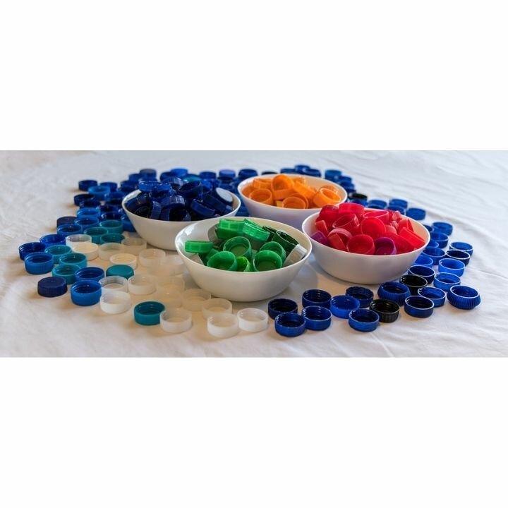 Kişisel gelişim merkezi Water Bottle Caps, Bogota, foto