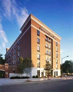 Hampton Inn & Suites Knoxville-Downtown (Virginia, Roanoke County, West Main Street), otel  Knoxville'den