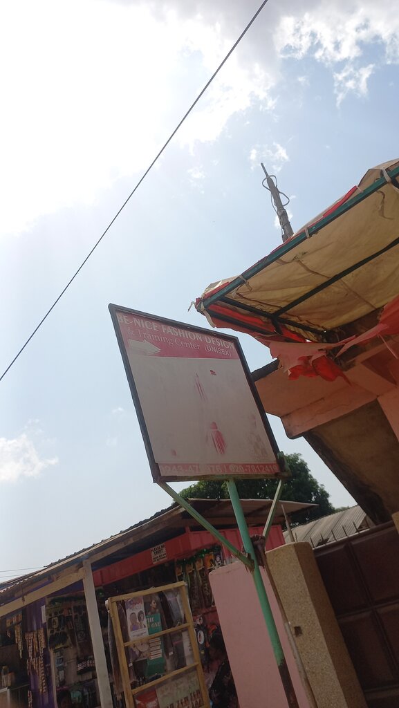 Moda evleri Be-Nice Fashion Design, Dünya, foto