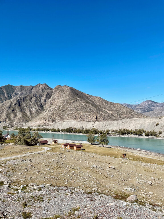 Tatil köyleri Lazurnyi bereg, Altay Cumhuriyeti, foto