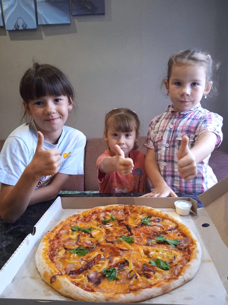 Pizzacılar Pizzakolpaki, Kostroma, foto